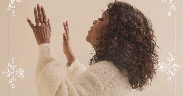 Cece Winans Releases New Album “The Hymns”